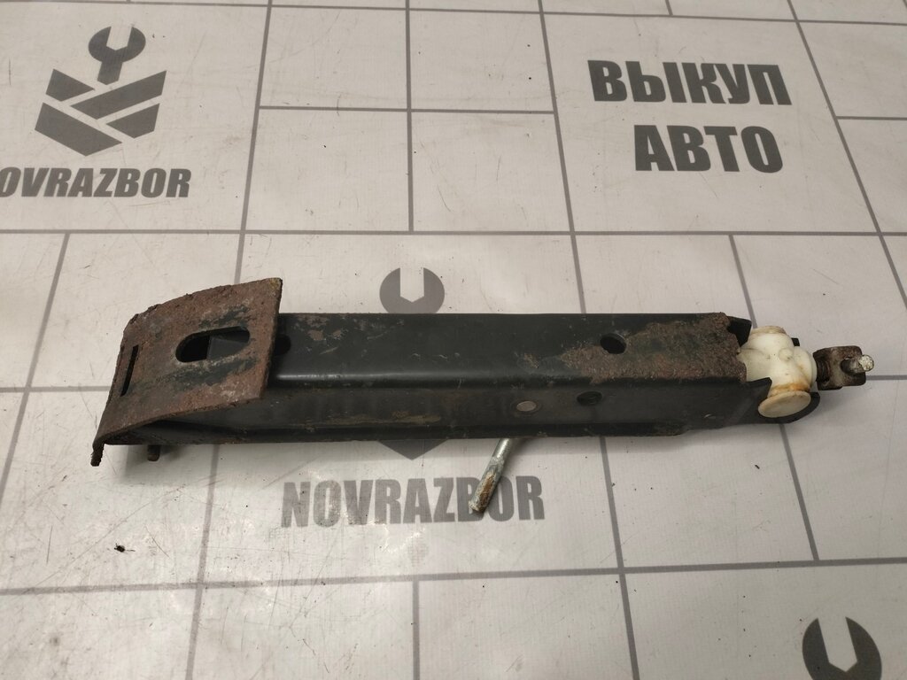 Домкрат Daewoo Nexia 95-16