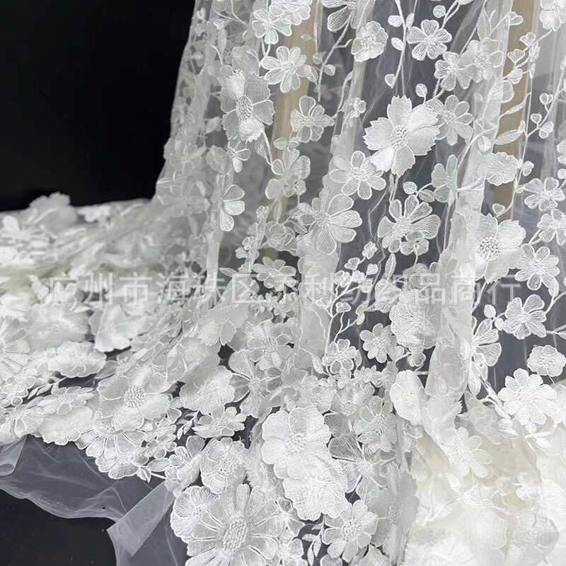 Многоцветная роза, односторонняя позиционирующая цветочная нашивка, вышитая ткань с окрашенной пряжей, высококачественная ткань для женского платья