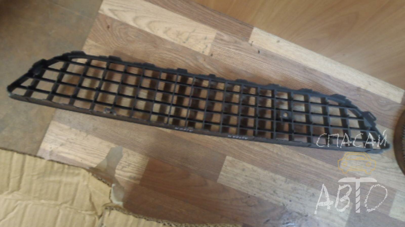 Решетка в бампер Astra H / Family Opel 13225758