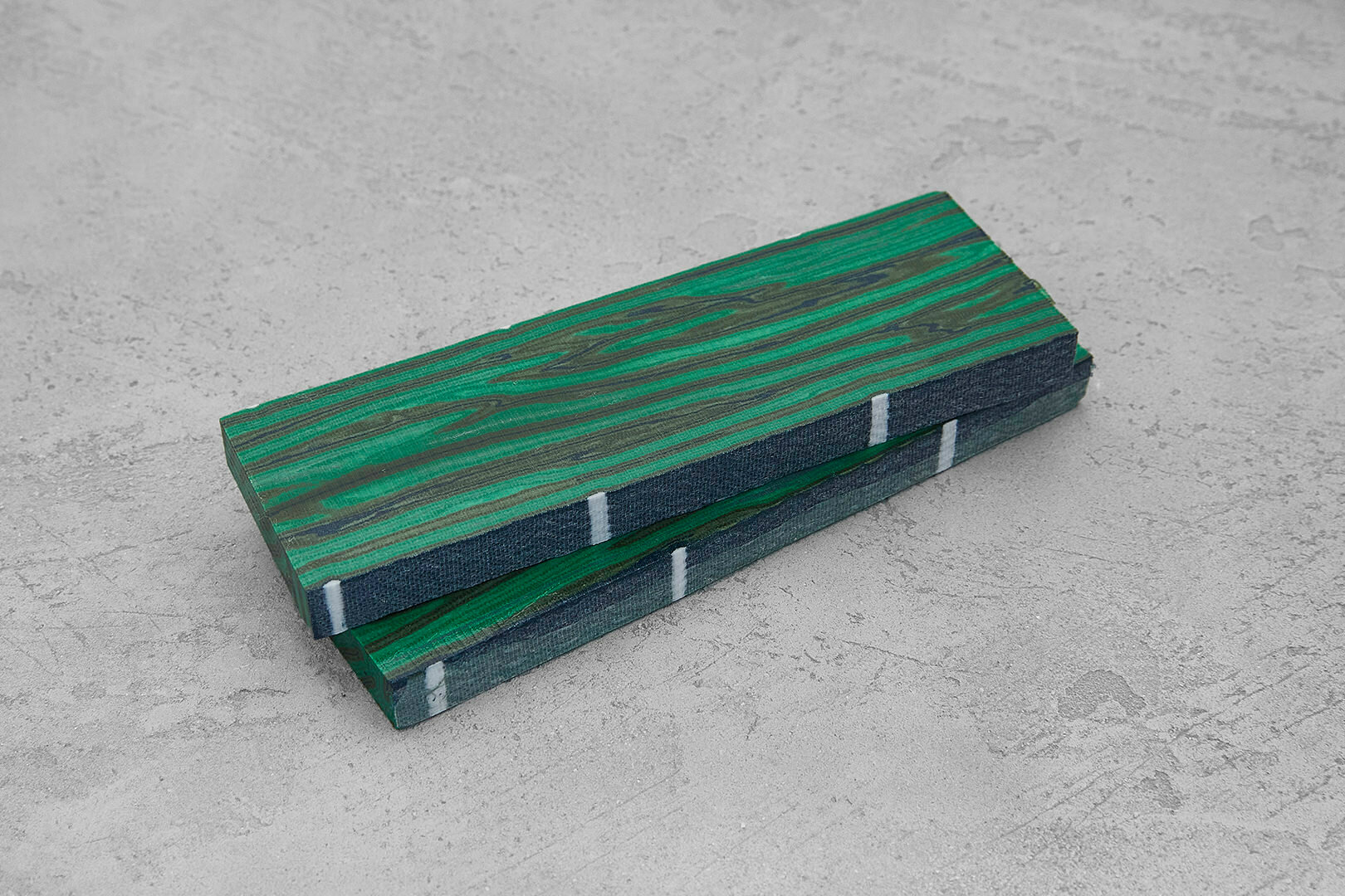 Авторская микарта, 2 плашки 134х43х10мм L049