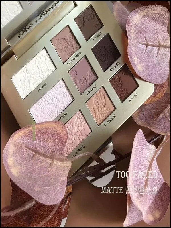 Too Faced палитра для лица Natural Eyes Eye Shadow Palette