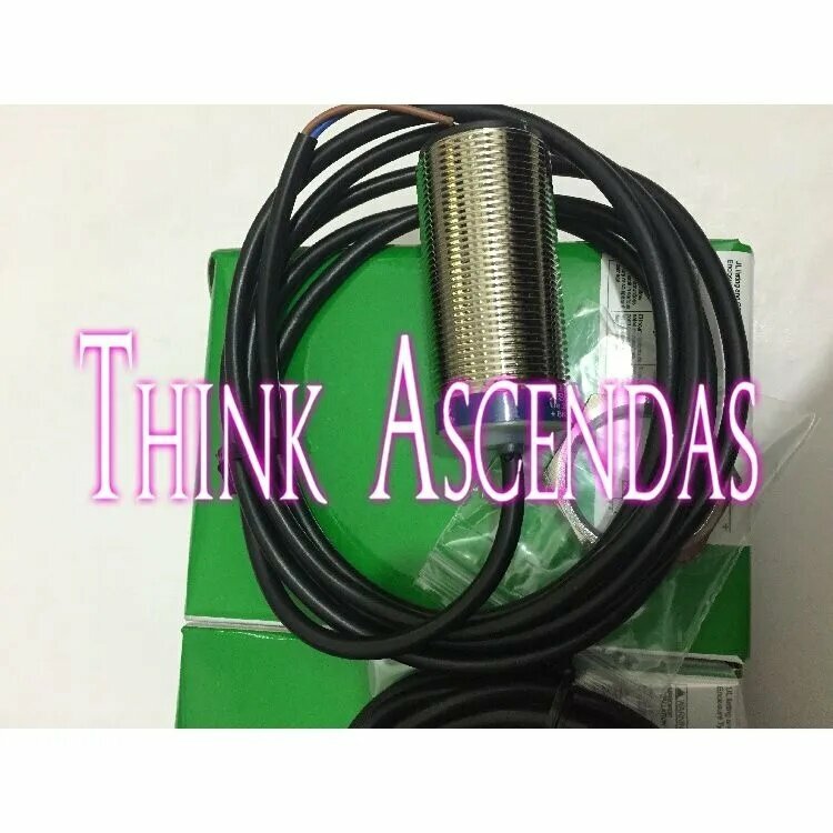 Совершенно новый товар Proximity switch XS618B1PAL2 XS618B1PAM12 XS618B1NAM12 XS618B4PAL2 XS618B4PBL2 XS618B4NAL2