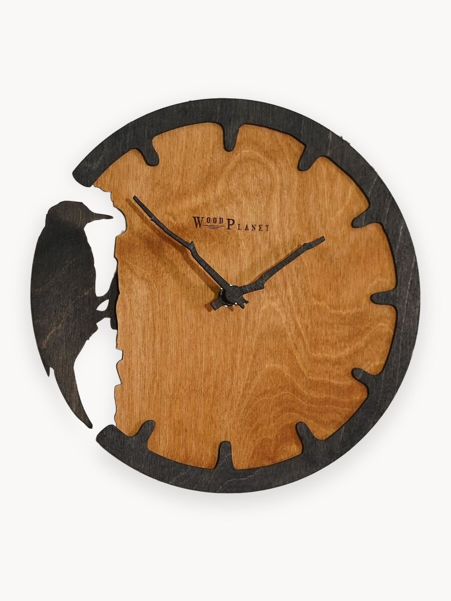 Часы настенные "Скандинавский дятел"