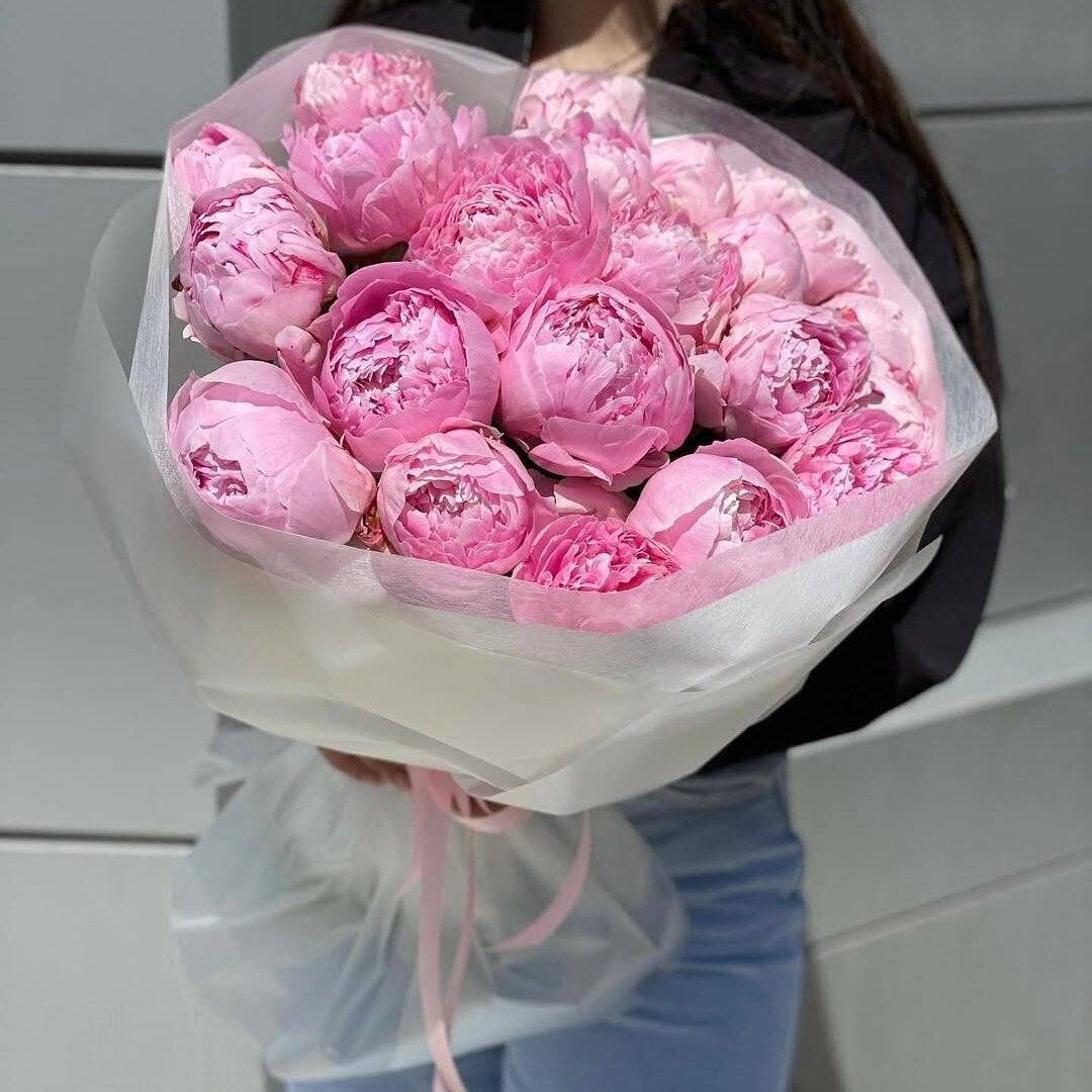 Букет из розовых пионов 17 шт, красивый букет цветов, шикарный, премиум цветы, премиум букет