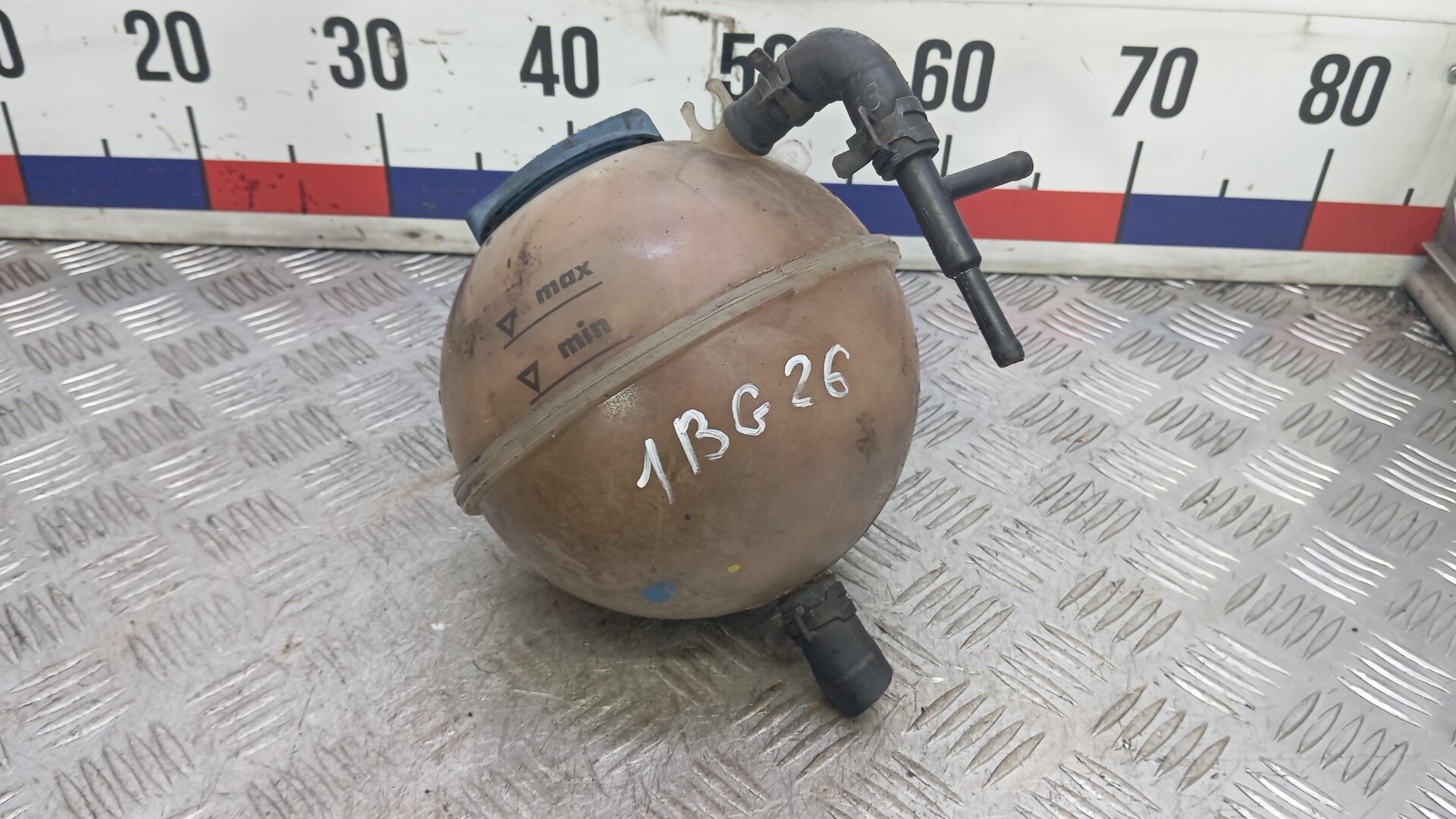 Бачок расширительный VOLKSWAGEN TRANSPORTER T4