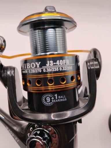 Безынерционная катушка Haibao Fishing J3-40FR, 9 подшипников, передаточное число 5.5:1, металлическая шпуля, вес 280 г, для спиннинга и фидера