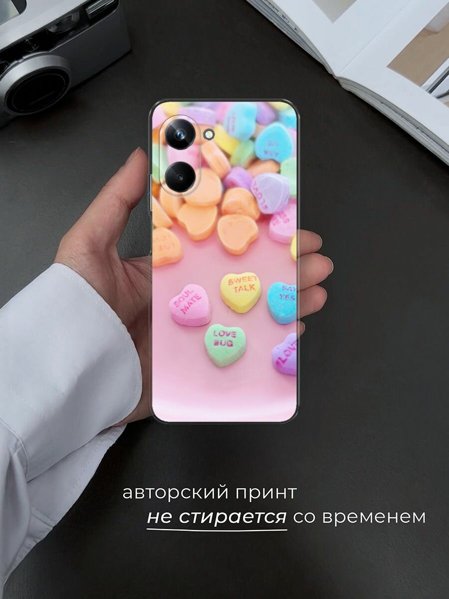 Чехол на Realme 10 Pro / Реалми 10 Про с принтом "Конфетки сердечки 2" — фото 1