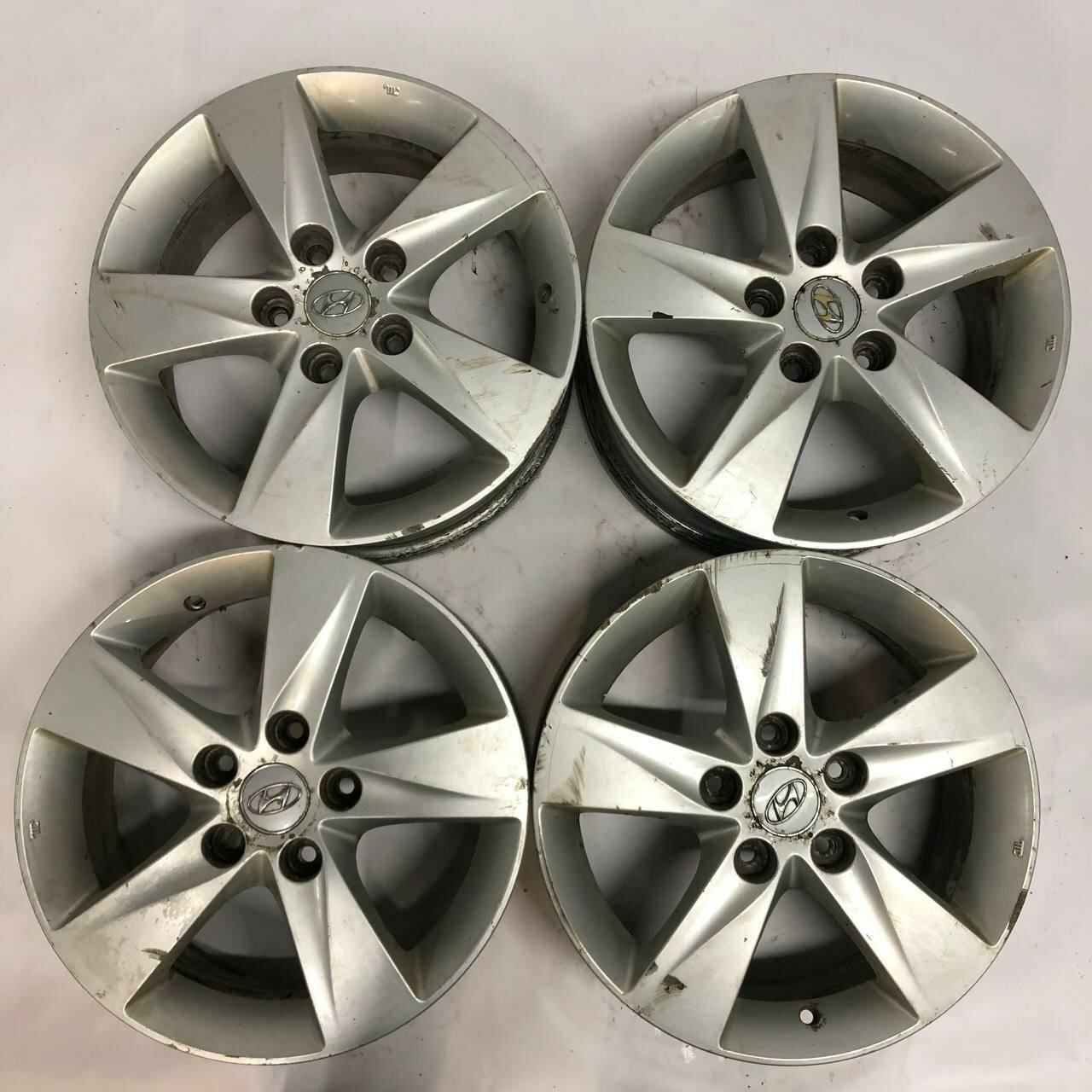 Колесные диски Hyundai 16x5 PCD 5x114.3 D67.1 ET53 (оригинал)