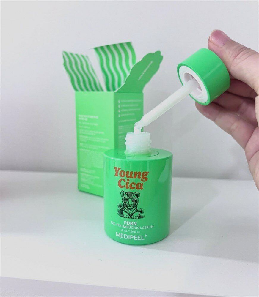 Укрепляющая сыворотка с пдрн и бакучиолом Medi-Peel Young Cica PDRN Exo-Pin Bakuchiol Serum 50 мл
