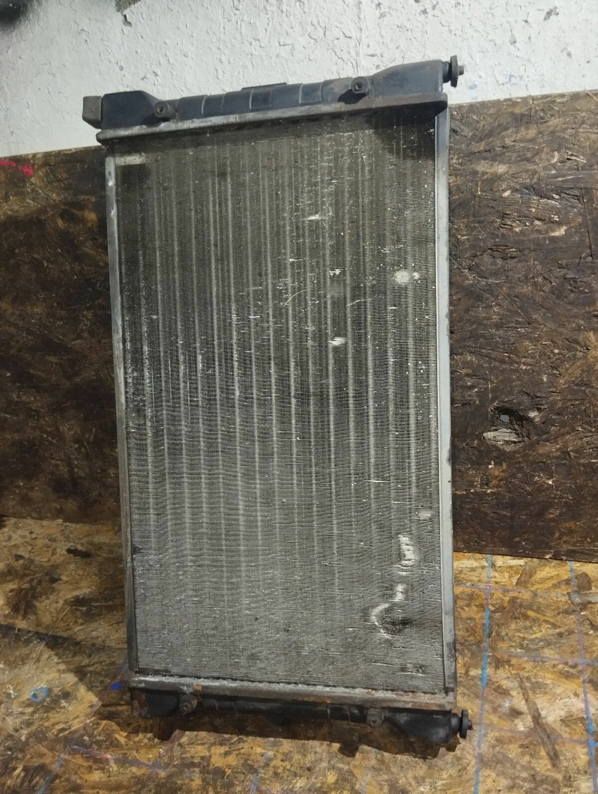 Радиатор основной VW Passat B3 Б/У с пробегом