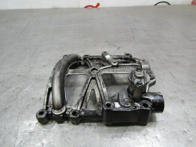 Кронштейн маслозаборника двигателя DXI11 Renault Premium