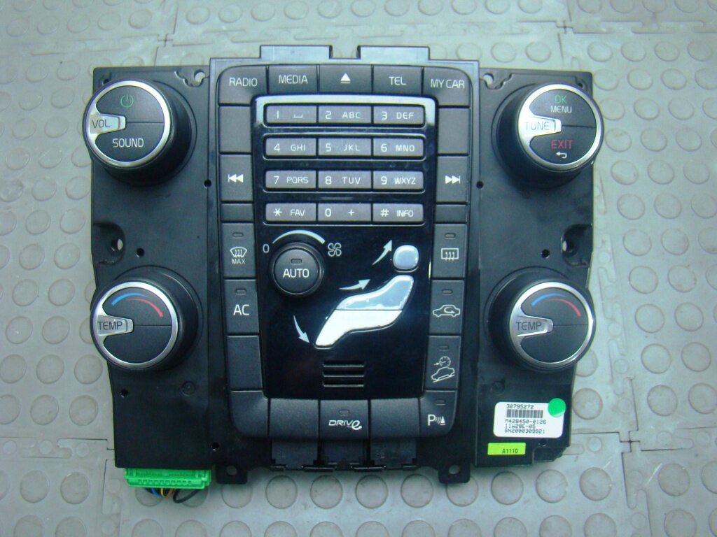 Volvo XC60 Блок управления климатом 30795272