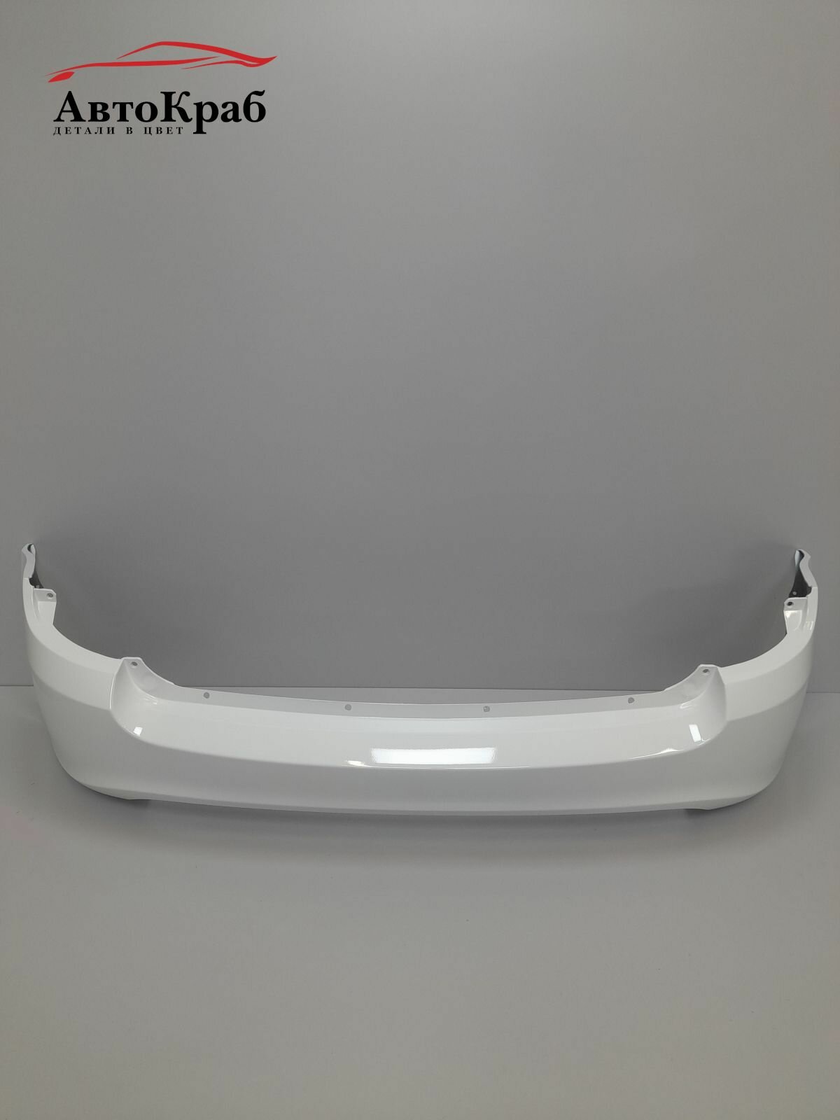 Бампер задний в цвет для Лада Калина 2 2194 универсал 2013 - 2018 г. 240 - белое облако, белый