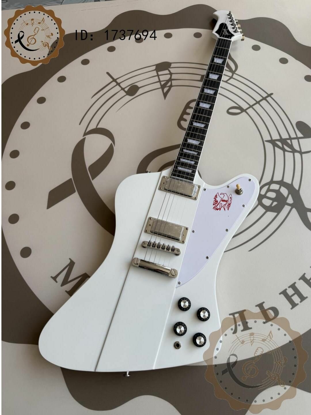 Китайская лимитированная серия электрогитар Thunderbird