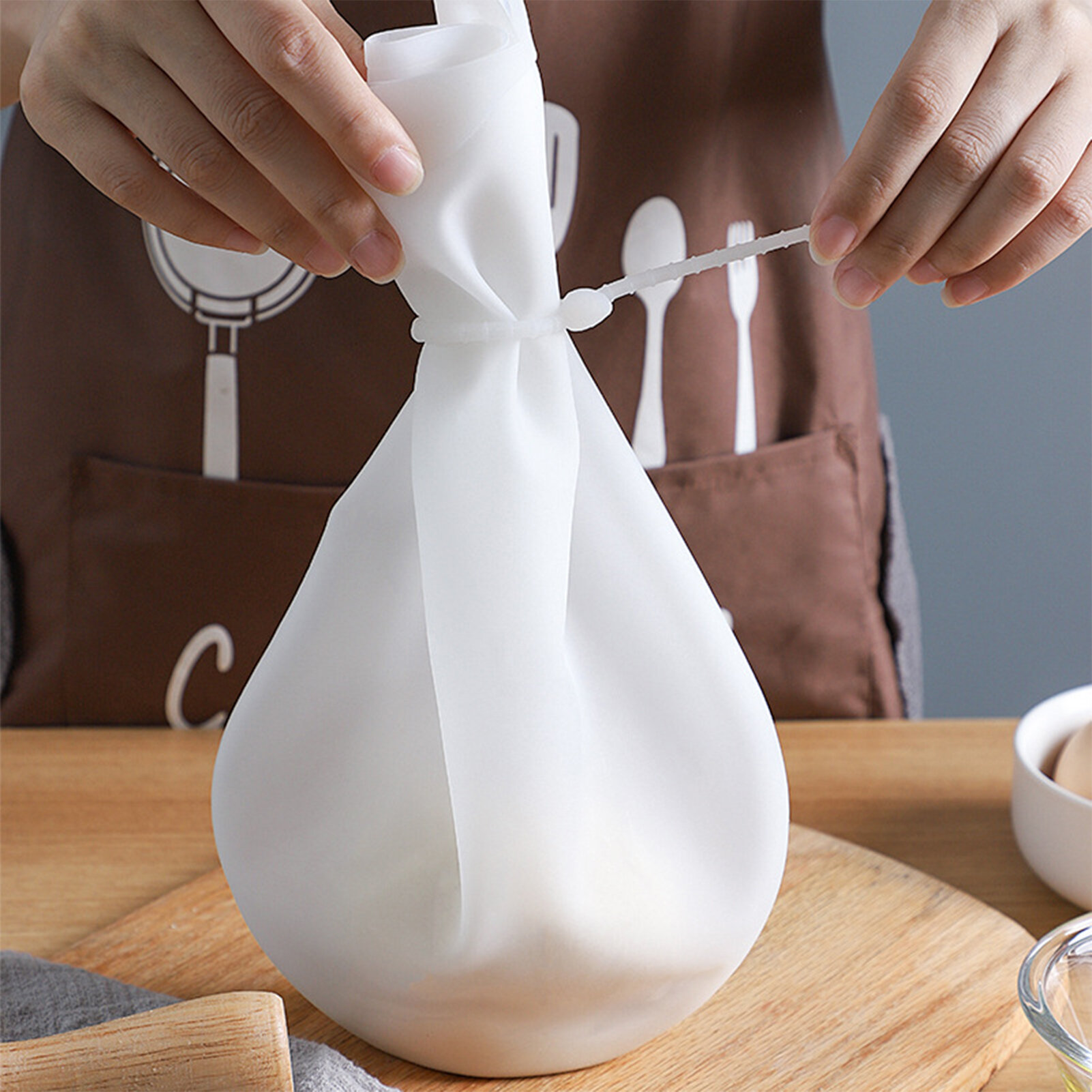 Мешок для замешивания теста неприлипающий силиконовый многофункциональный для хлеба пирога пиццы домашняя кухня ресторан, белый цвет, размеры Малый Большой, материал силикон, 1 шт. + 1 силиконовый узелок