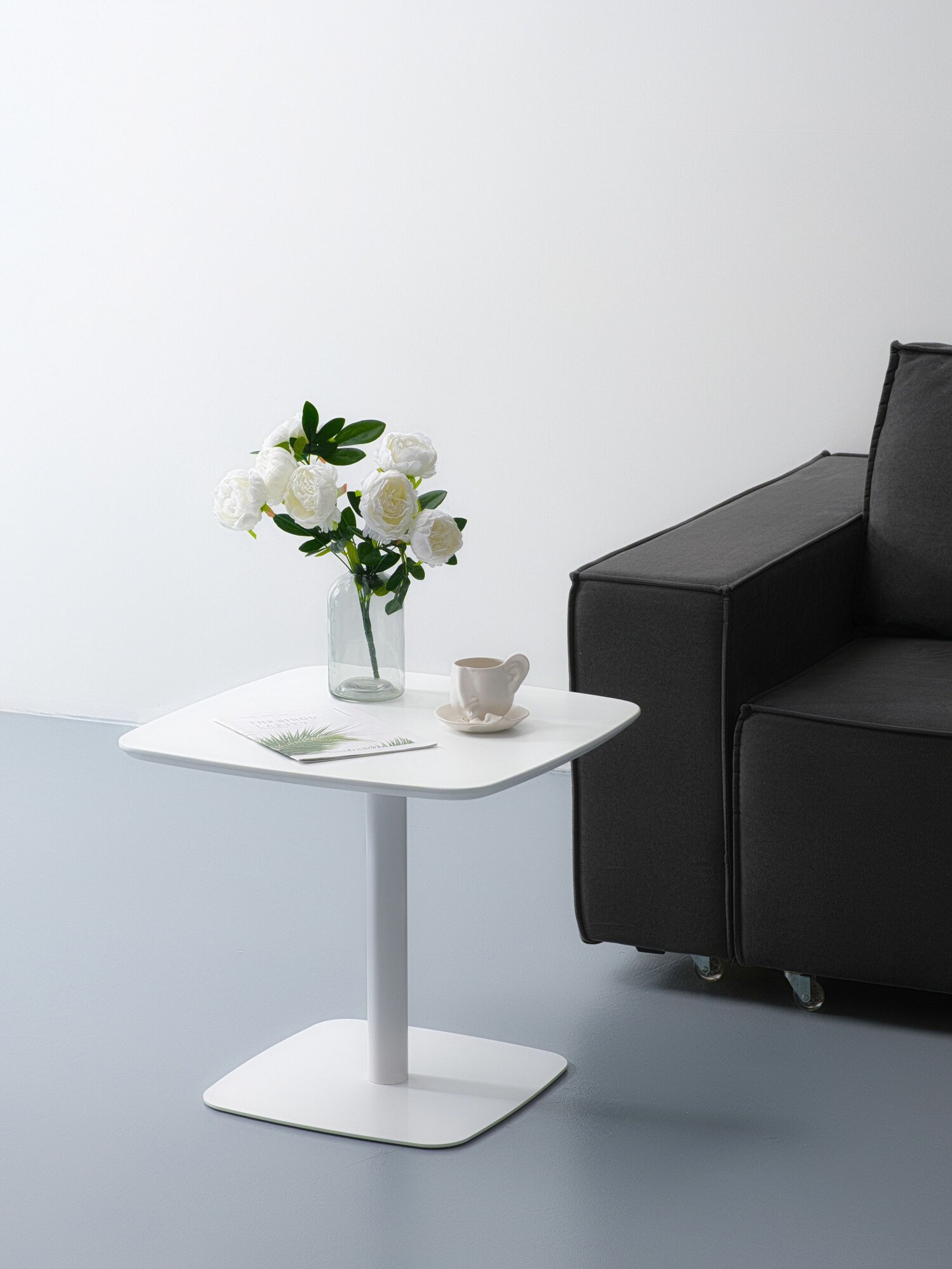 Барный стол "стоун", белый, березовая столешница, металлический каркас, высота 52 см, нагрузка до 60 кг