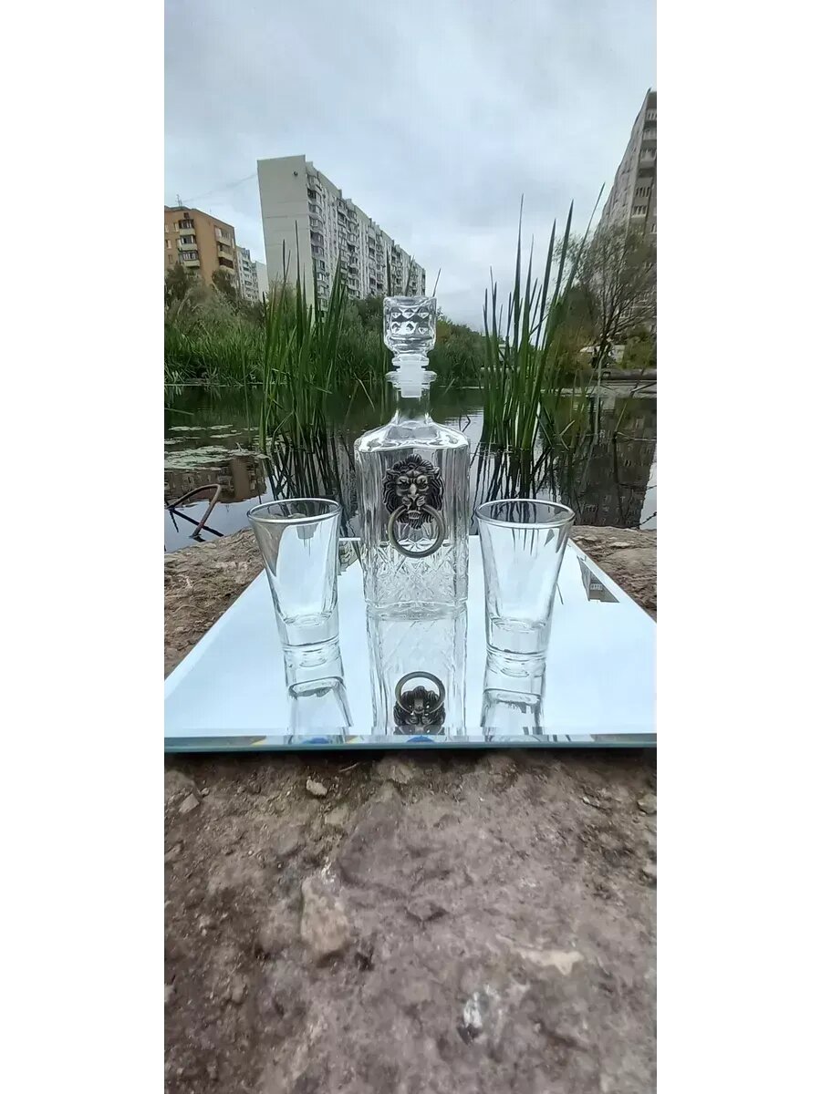 Графин граненый большой Лев 500мл+ 2 стопки высокие 50мл