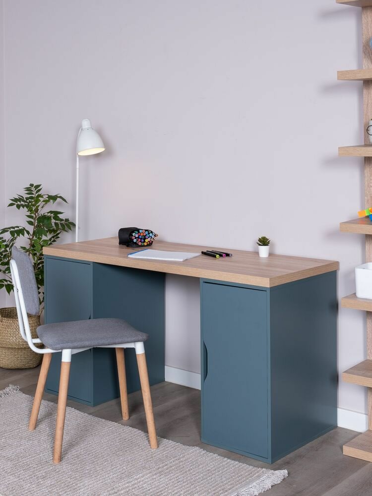 Стол письменный Ингар, с двумя дверцами, 140x75x55, серо-бирюзовый/черный, столешница дуб беленый, ГУД лакк