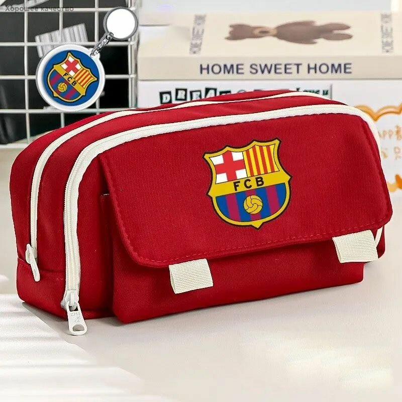 Официальный футбольный пенал Лиги чемпионов-Бесплатный значок