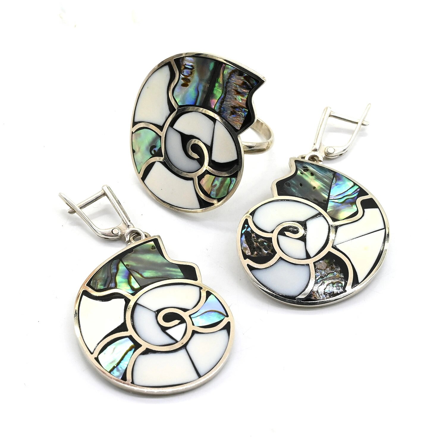 Комплект бижутерии