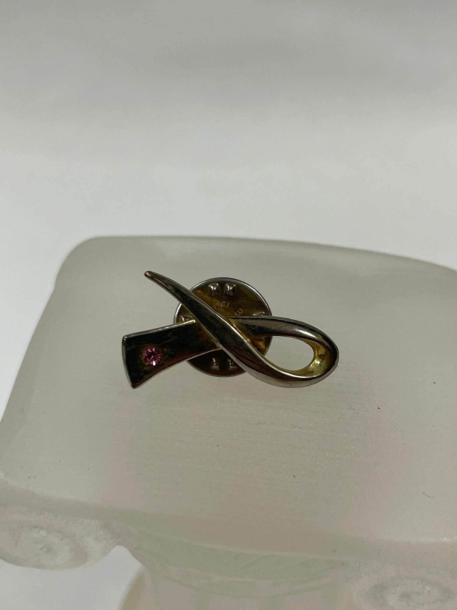 Брошь значок под винтаж