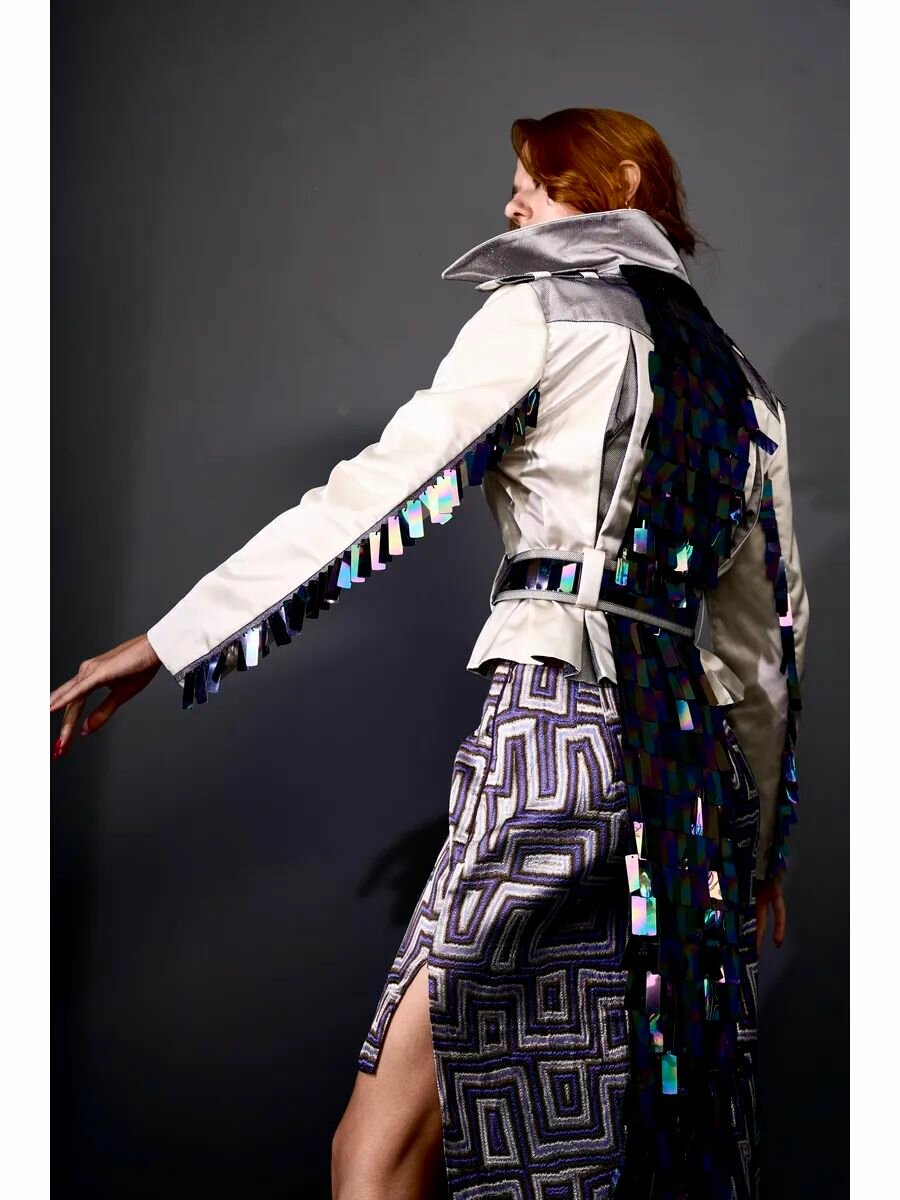 Костюм дизайнерский