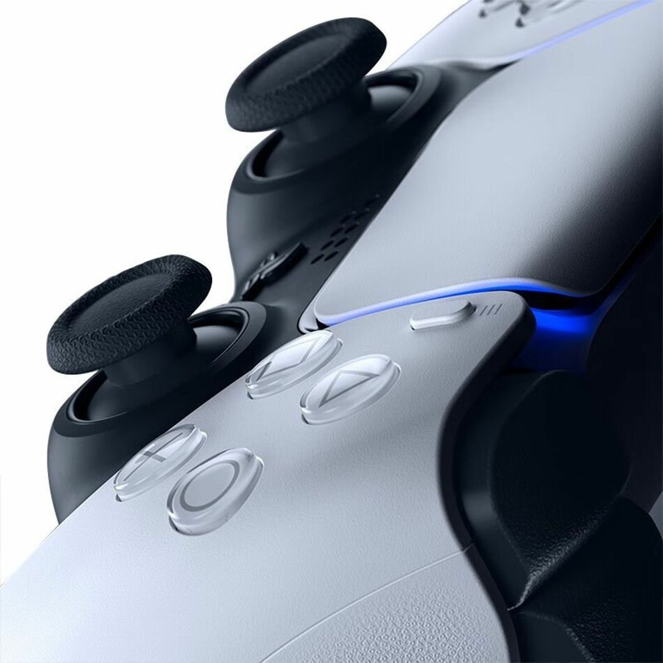Игровая консоль — фото 1