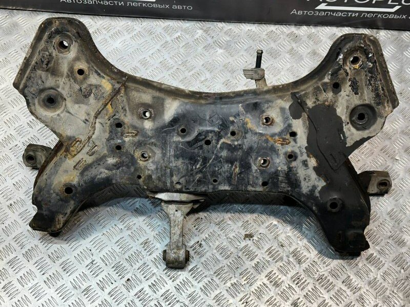 Подрамник Hyundai Solaris 2012 (1.6 G4FC) Б/У с пробегом