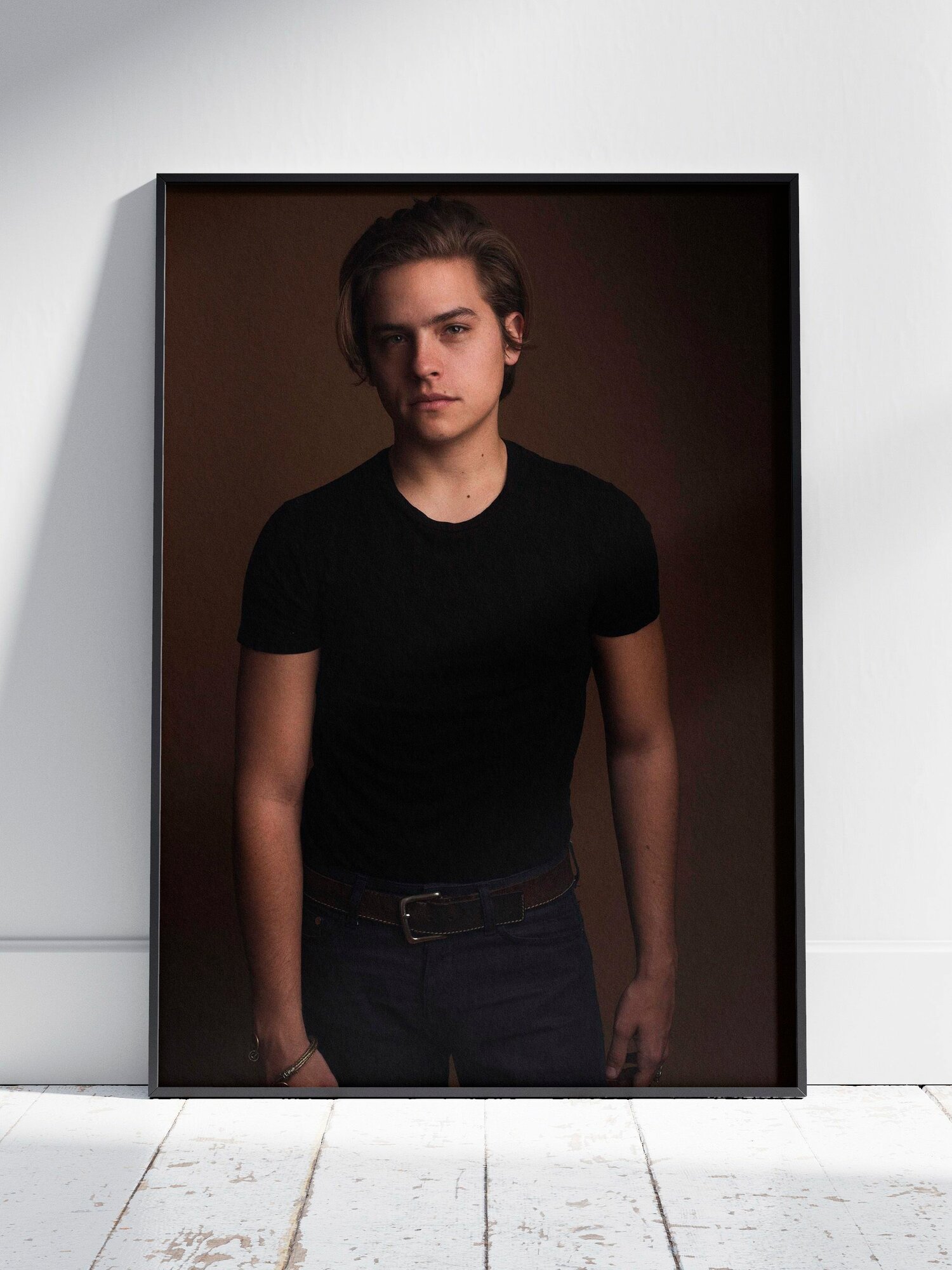 Плакат на стену для интерьера Дилан Спроус (Dylan Sprouse 26) - Постер по актеру фильма, кино, сериала формата A4 (21x30 см)