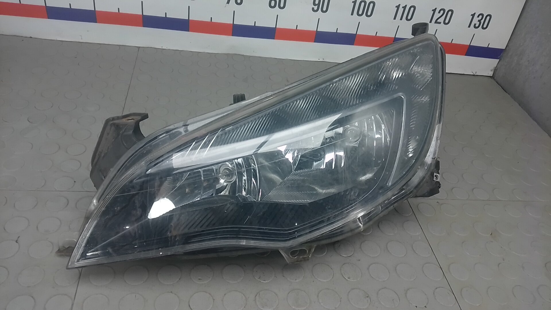 Фара левая OPEL ASTRA J