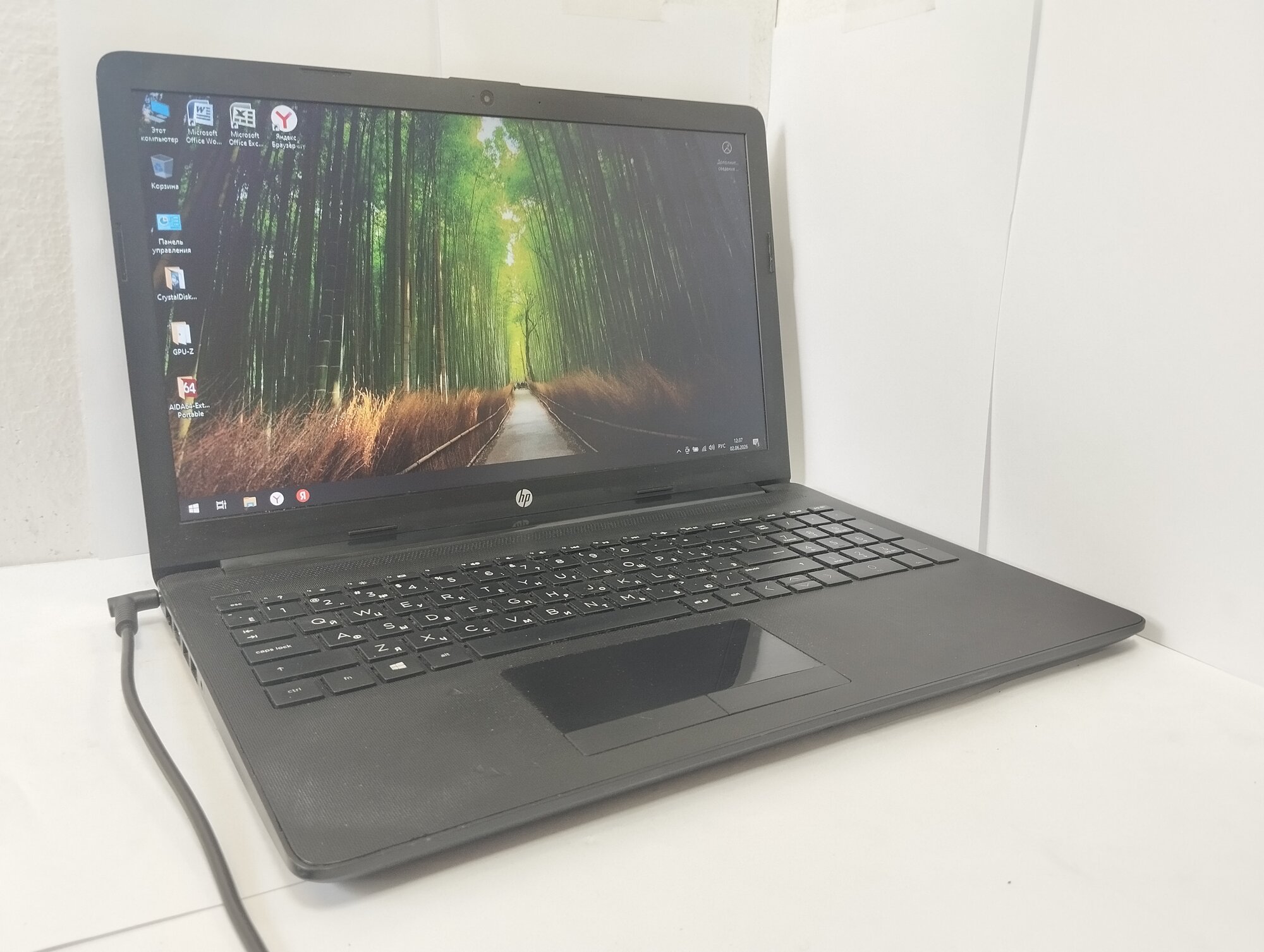Ноутбук HP AMD A9-9425/8/HDD500/M435/Win10/15.6"