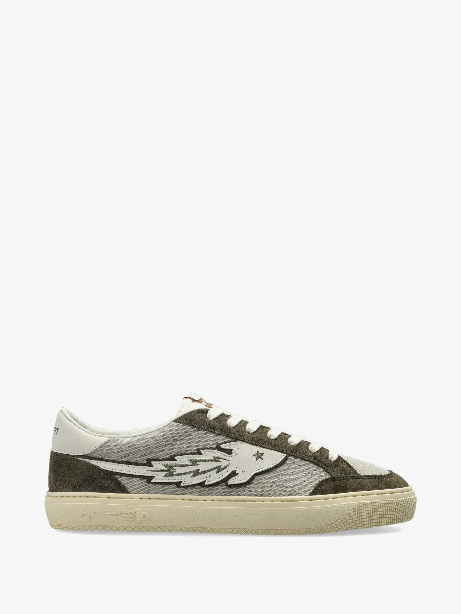 Кроссовки Appliqué star sneakers