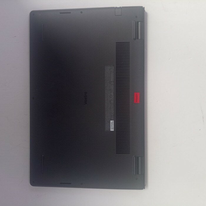 Ноутбук Dell Vostro 3500 — фото 1
