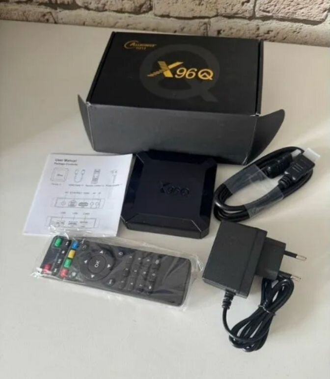 Смарт ТВ приставка прошитая x96q. Ютуб, 5000 тв каналов, миллион фильмов