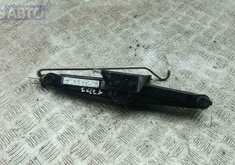 Домкрат Dacia (Renault) Logan