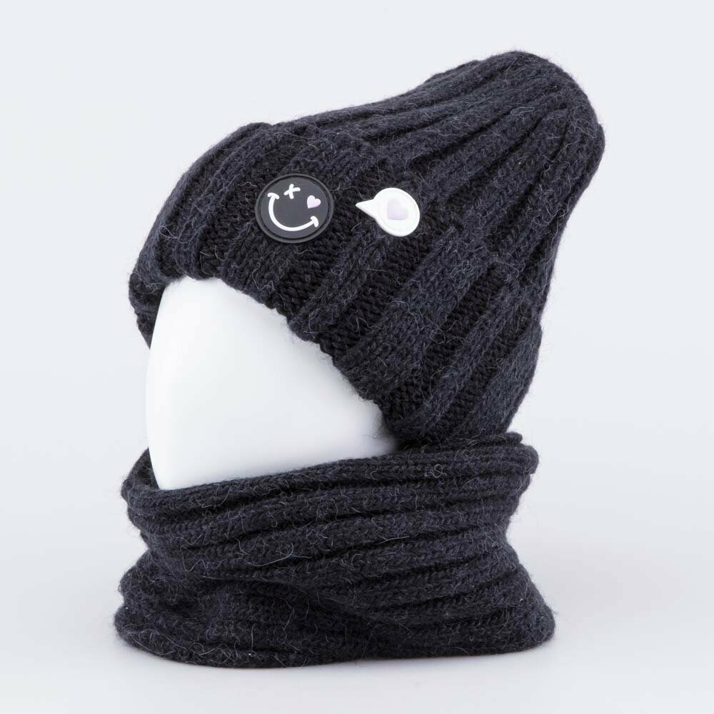 Комплект с головным убором для девочек