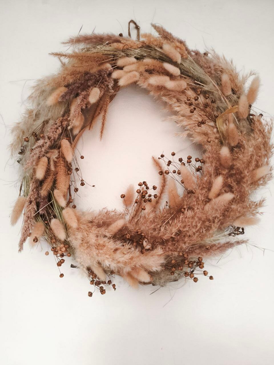 Венок декоративный ручная работа, живые цветы