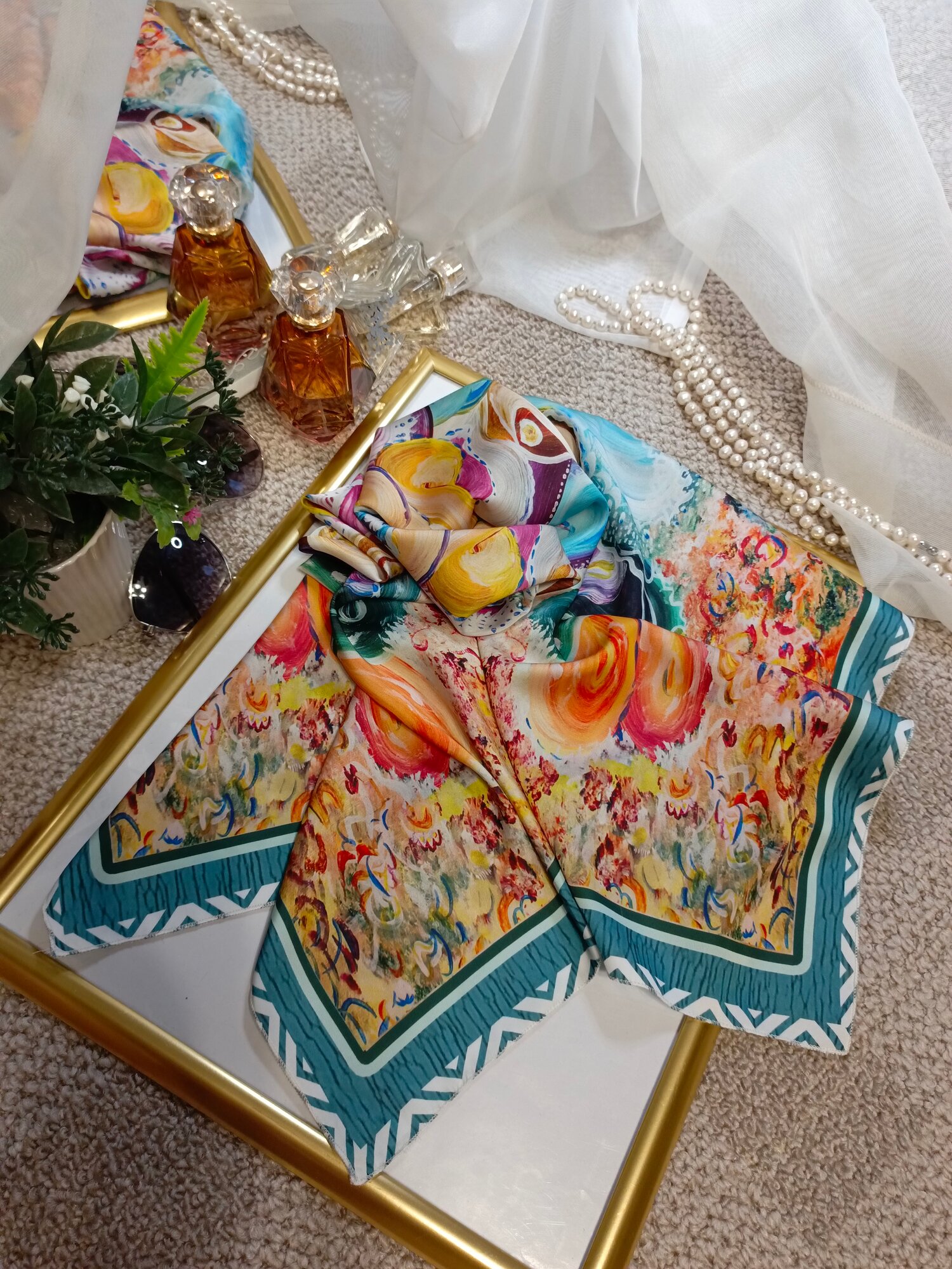 Платок Сияние Севера для девочек и женщин