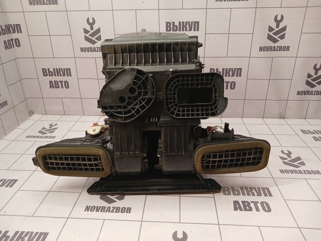 Корпус отопителя Renault Megane 3 09-16
