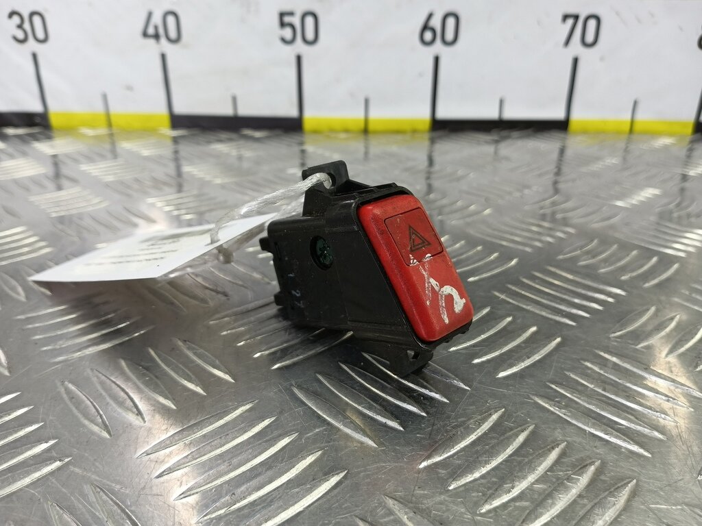 Кнопка аварийной сигнализации Б/У для HONDA CR-V I рестайлинг (1999—2001) 35510S10003