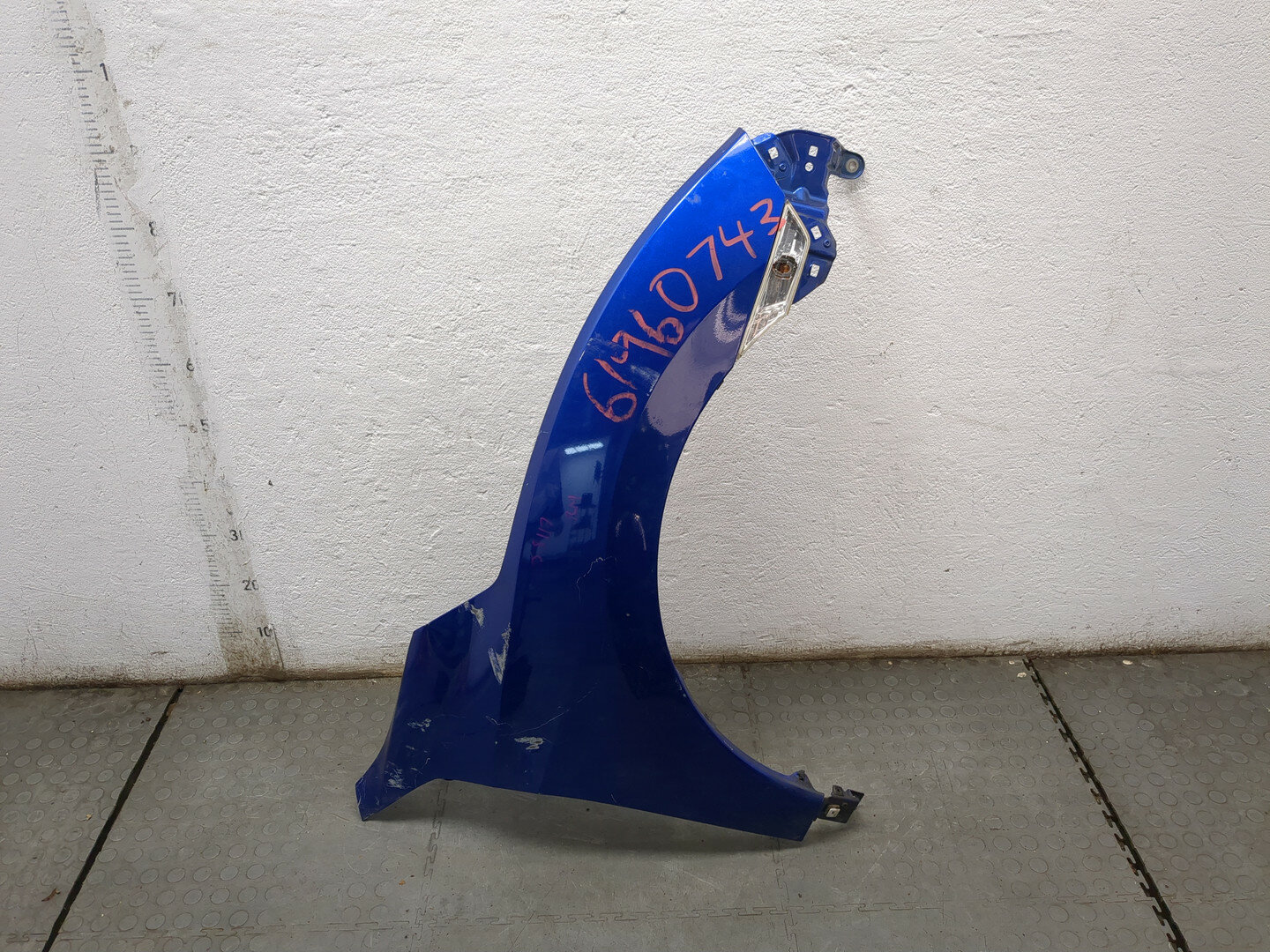 Крыло правое переднее Honda Civic Б/У