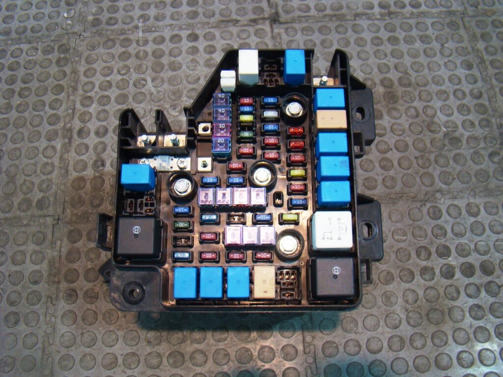 Hyundai Santa Fe CM Блок предохранителей моторный 919502B760