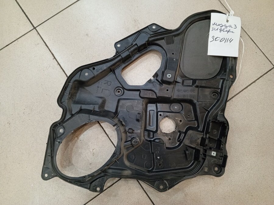 Панель двери задней левой от Mazda 3 bk 2003-2009