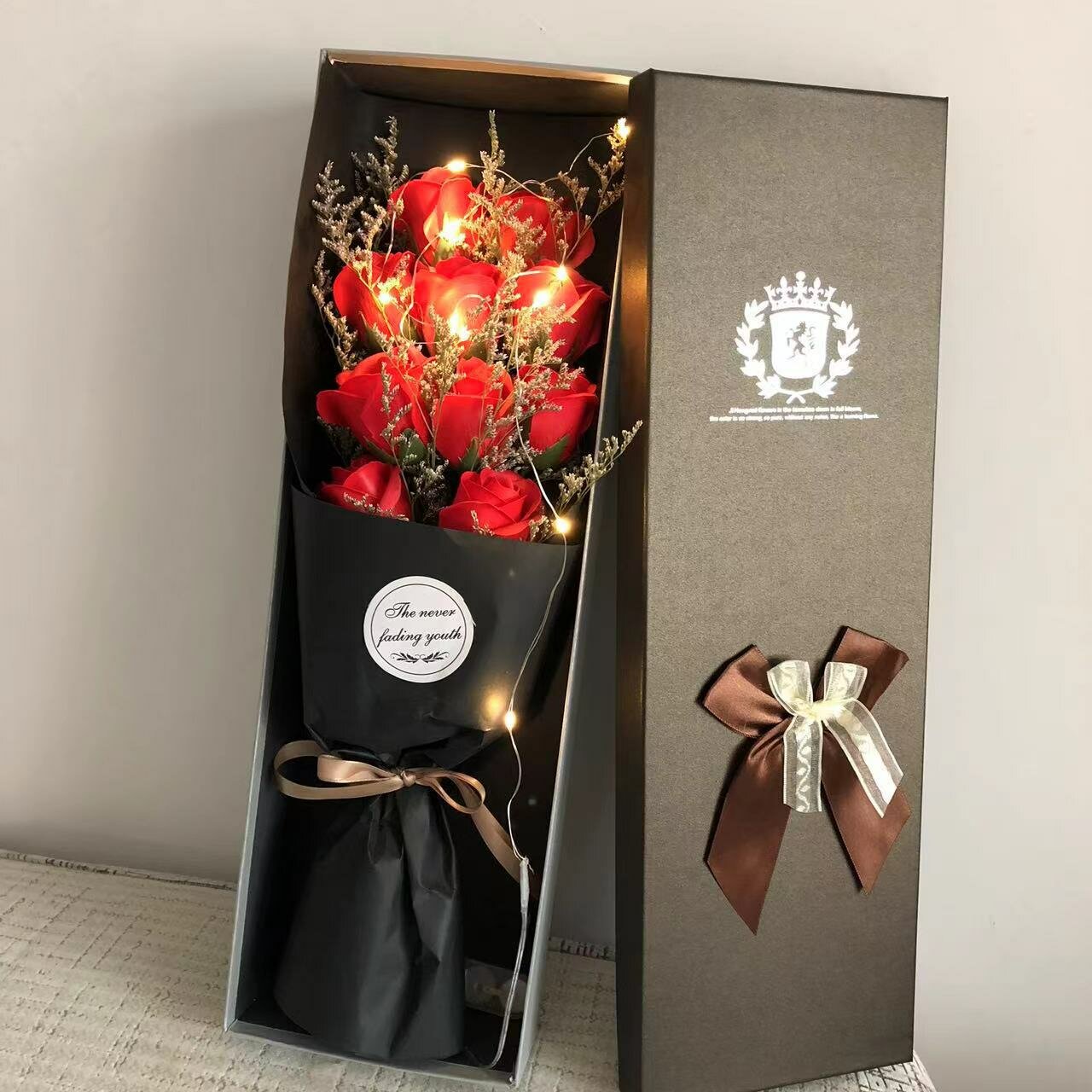 2026 Романтический подарок на День святого Валентина Букет роз и гвоздик Подарочная коробка День учителя День женщин Креативный подарок Букет из мыла