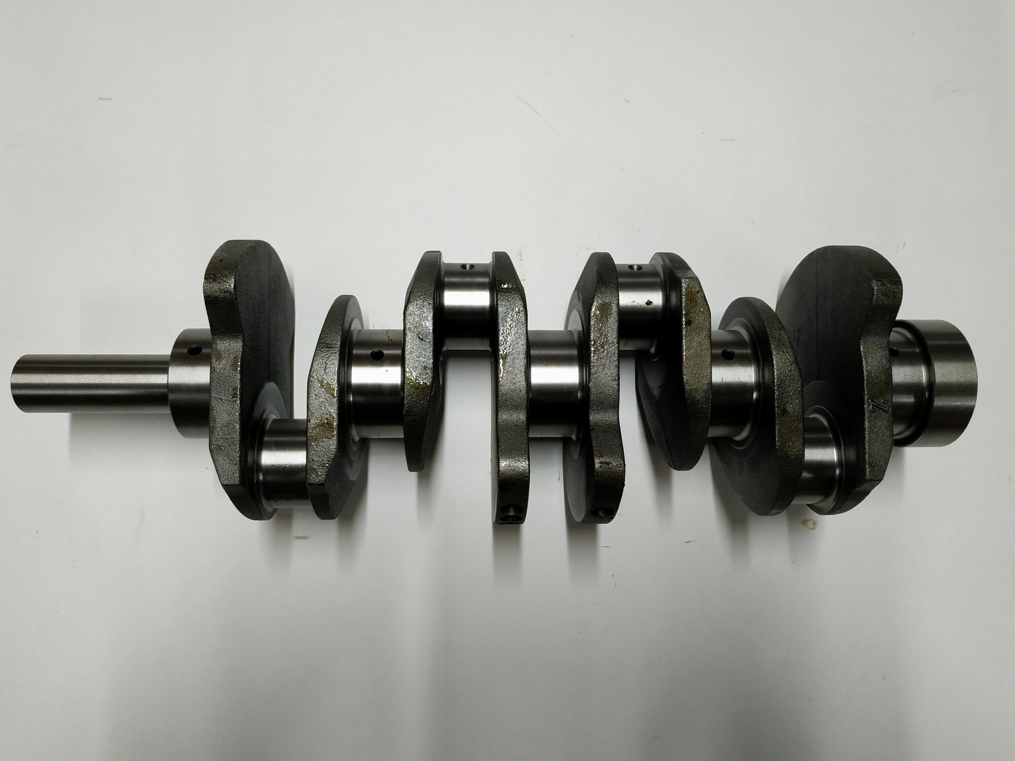 Коленвал Mitsubishi L200,4D56,4D56T, Hyundai Terracan, H100, D4BA-D4BX, ход поршня 100, m14*1.5 (HD49935)