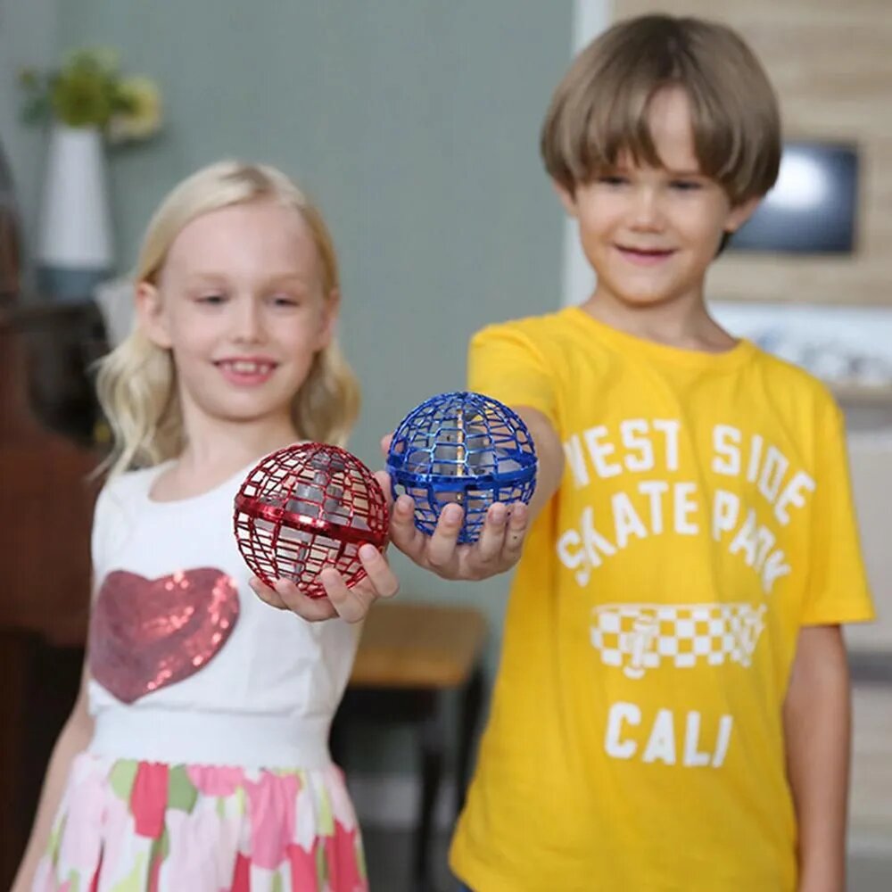 Летающий шар бумеранг от руки / светящийся