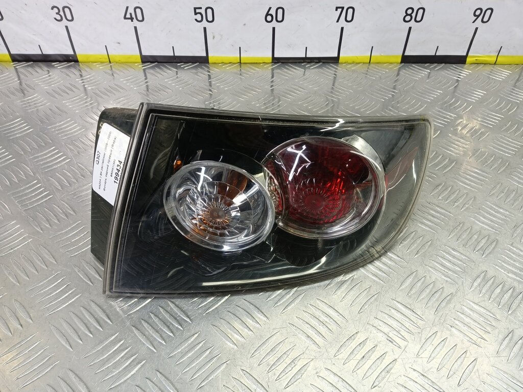 Фонарь задний правый (Фара) Б/У для MAZDA 3 BK рестайлинг (2006—2009) BR5H51150C