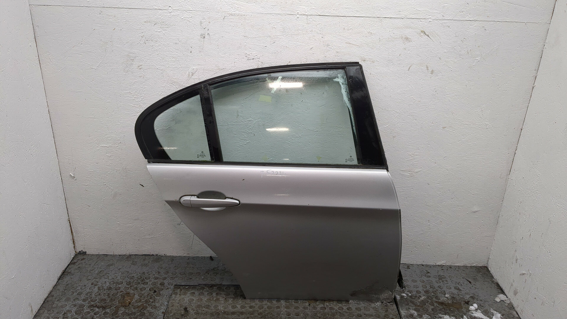 Дверь боковая (легковая) правая задняя BMW 3 E90, E91, E92, E93 Б/У