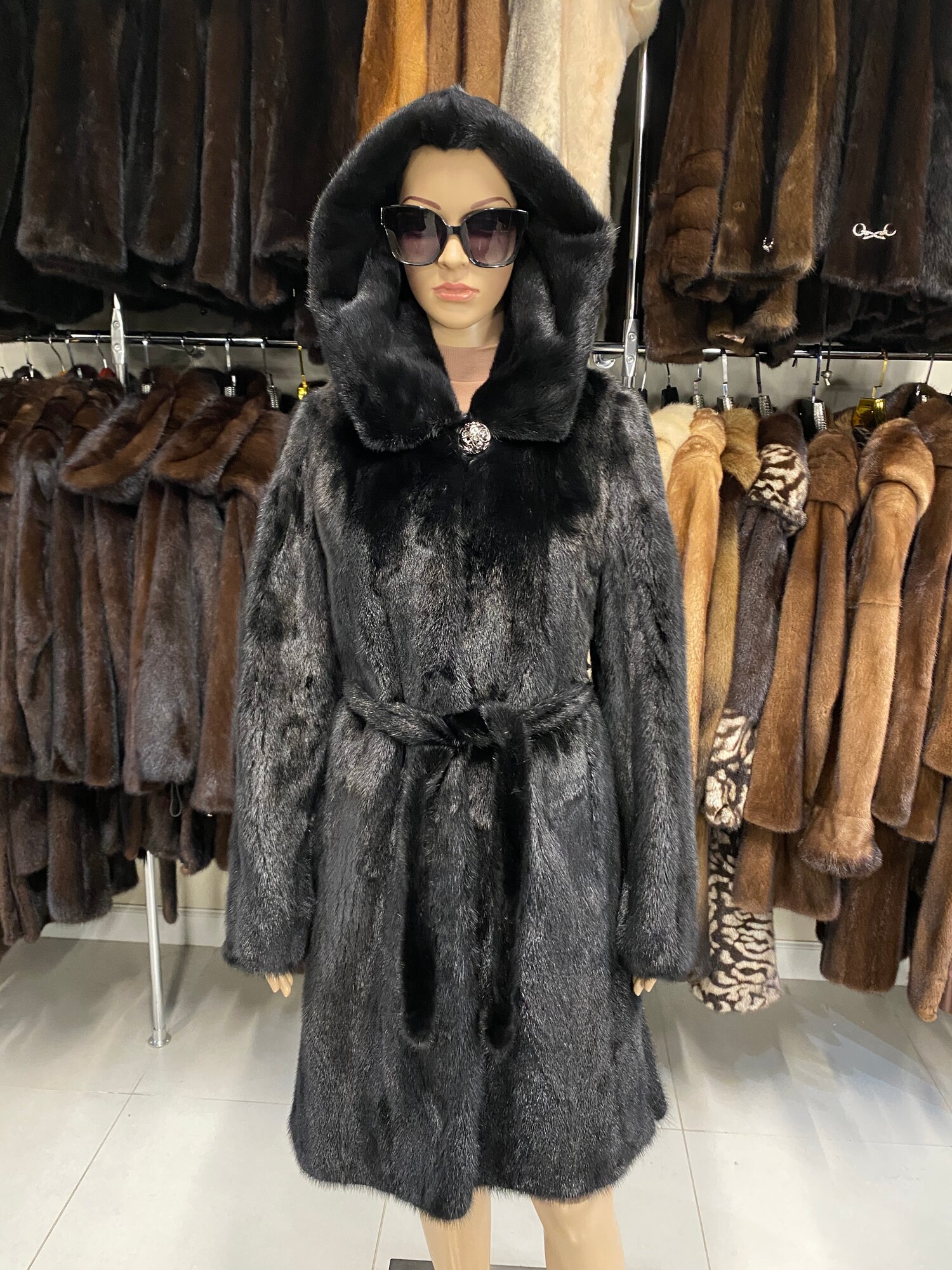 Шуба. Натуральная. Норка. Халат 40- 42 р.