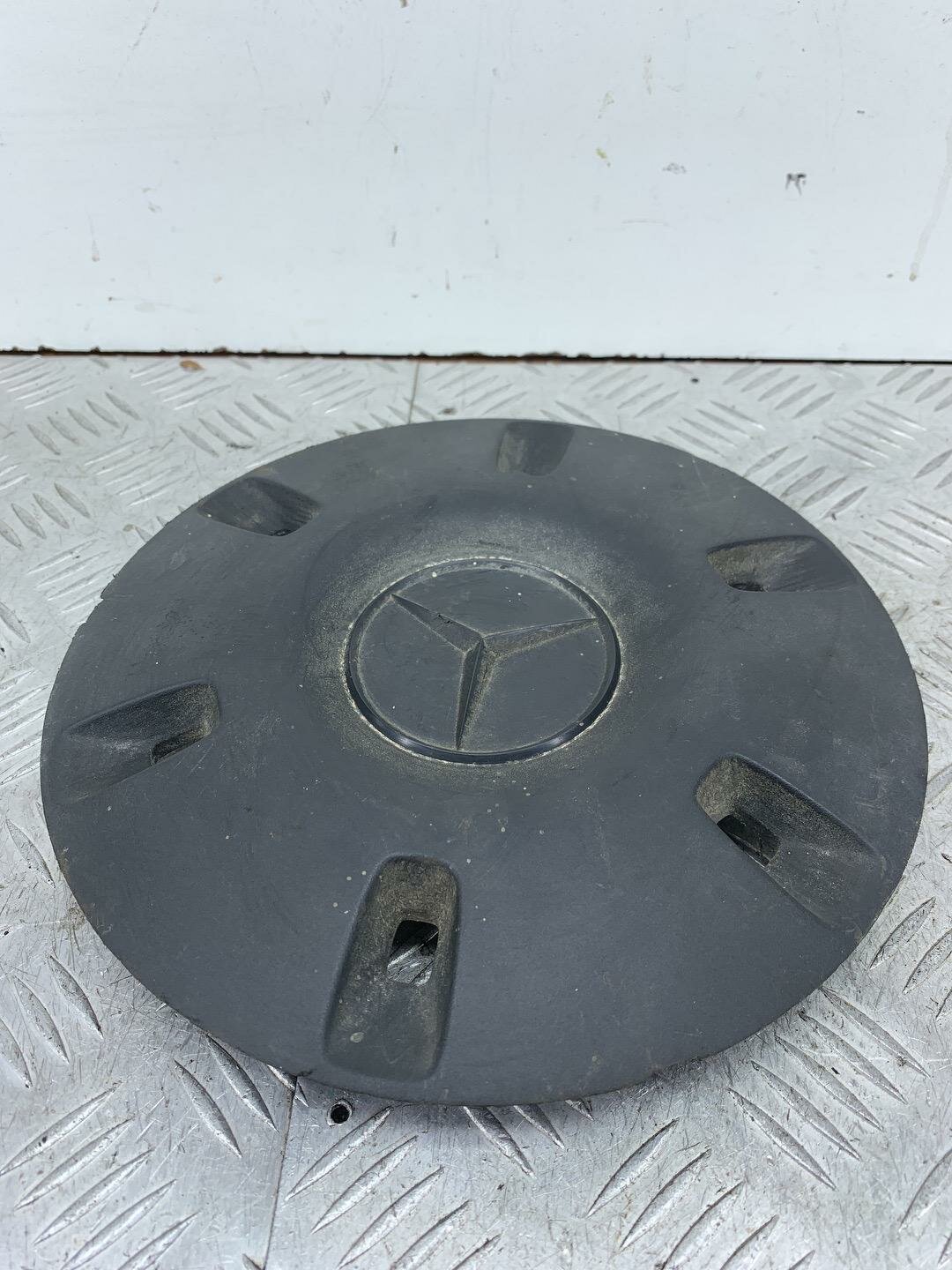 Колпак колесный Mercedes-Benz Sprinter W906 (2006 - 2014) A9064010025